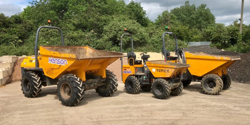 5 Benefits of using a Dumper on your next DIY Project